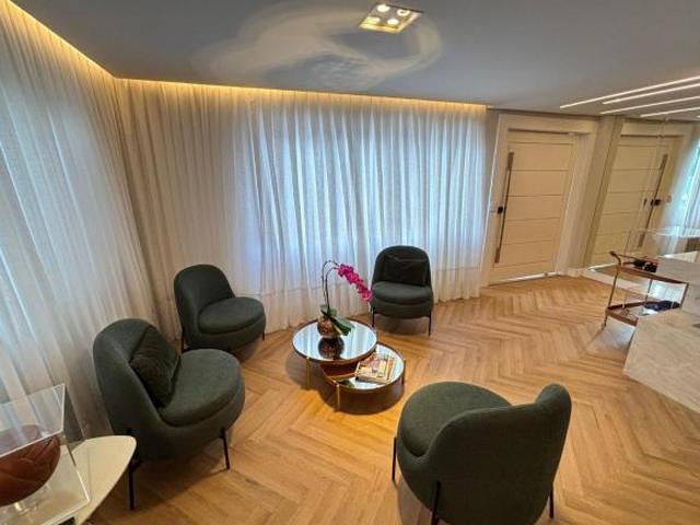 CASA À VENDA ALTO PADRÃO MOBILIADA E DECORADA CONDOMÍNIO PAYSAGE PRIVILEGE. 04 AMPLAS SUÍTES E
