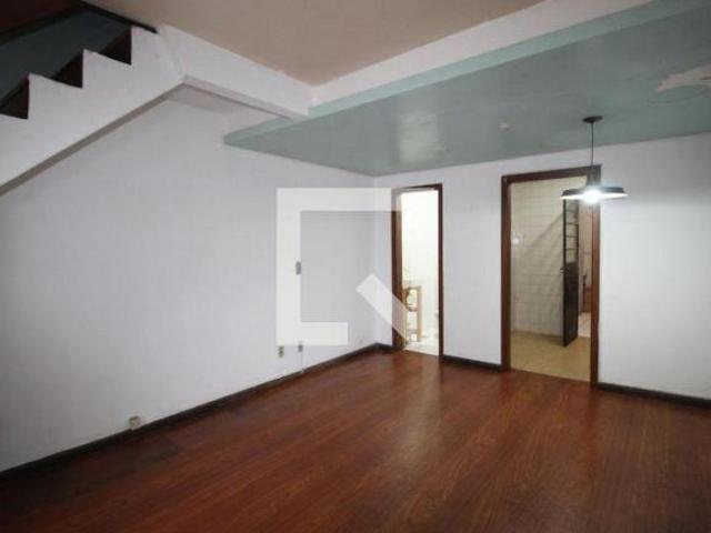 Casa à Venda Alto Petrópolis, 2 Quartos, 83 m² Porto Alegre