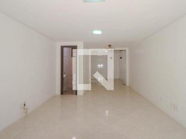 Casa à Venda Alto Petrópolis, 2 Quartos, 110 m² Porto Alegre