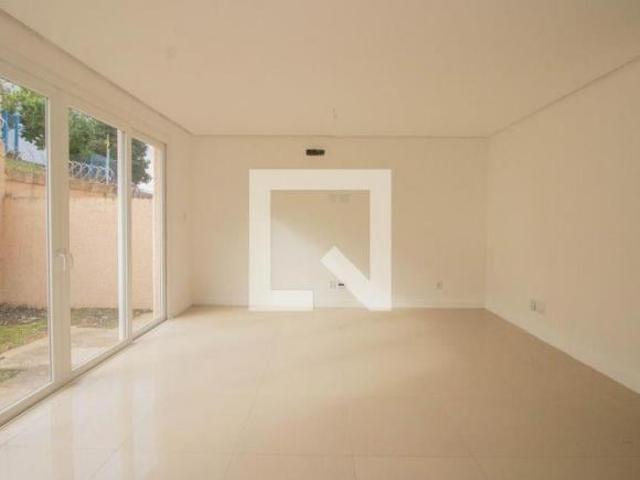 Casa à Venda Alto Petrópolis, 3 Quartos, 256 m² Porto Alegre
