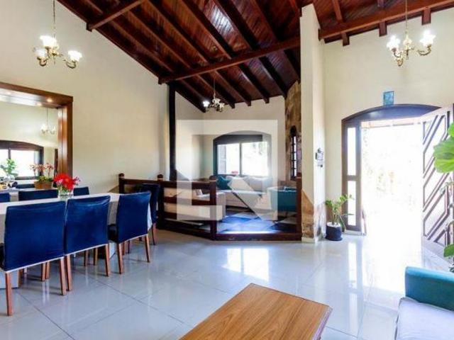 Casa à Venda Alto Petrópolis, 3 Quartos, 280 m² Porto Alegre