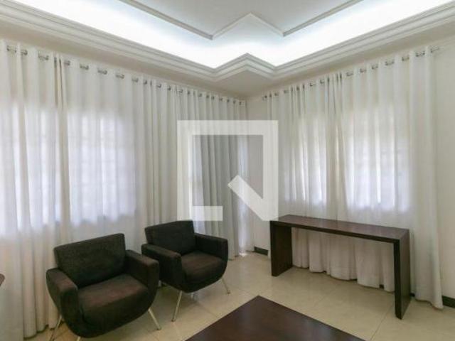 Casa à Venda Álvaro Camargos, 4 Quartos, 367 m² Belo Horizonte