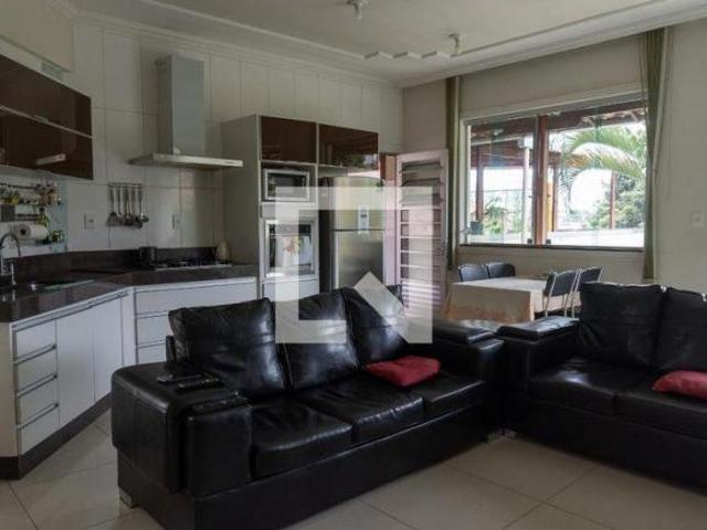 Casa à Venda Alvorada, 5 Quartos, 320 m² Contagem