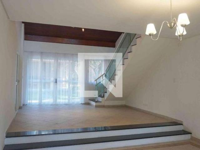 Casa à Venda Aldeia da Serra, 2 Quartos, 360 m2