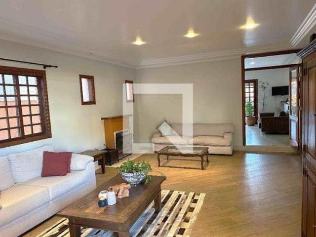 Casa à Venda Aldeia da Serra, 3 Quartos, 290 m² Barueri