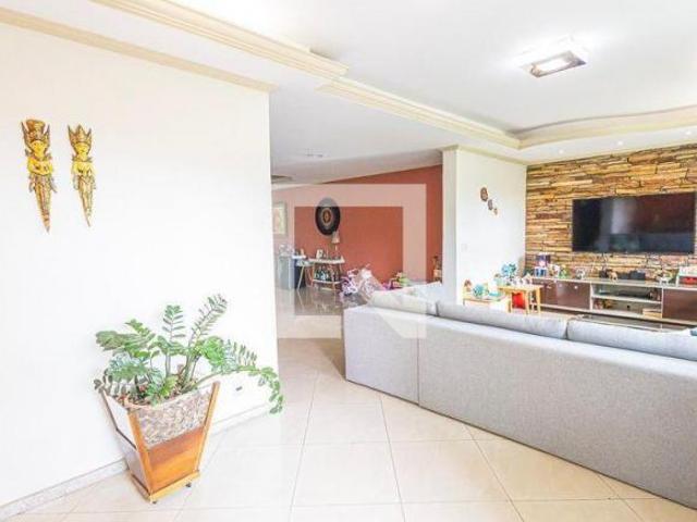 Casa à Venda Alípio de Melo, 3 Quartos, 388 m² Belo Horizonte
