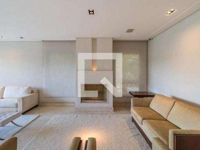 Casa à Venda Alphaville, 4 Quartos, 1054 m² Santana de Parnaíba