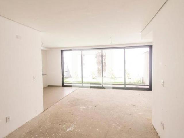Casa à Venda Alphaville, 4 Quartos, 214 m2
