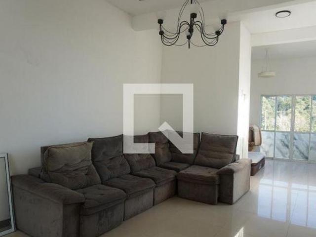 Casa à Venda Alphaville, 4 Quartos, 280 m² Santana de Parnaíba