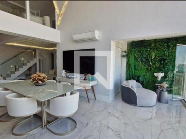 Casa à Venda Alphaville, 4 Quartos, 330 m² Santana de Parnaíba