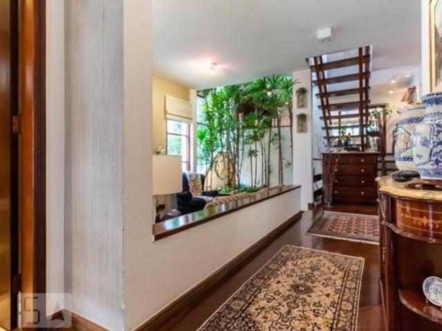 Casa à Venda Alphaville, 4 Quartos, 420 m² Santana de Parnaíba