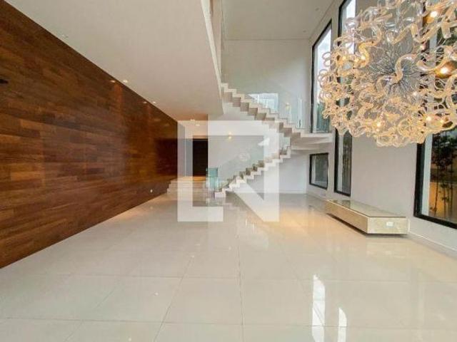 Casa à Venda Alphaville, 4 Quartos, 450 m² Santana de Parnaíba