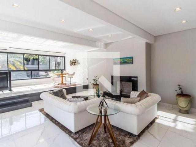 Casa à Venda Alphaville, 4 Quartos, 460 m² Santana de Parnaíba