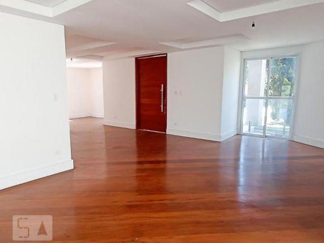 Casa à Venda Alphaville, 4 Quartos, 488 m² Santana de Parnaíba