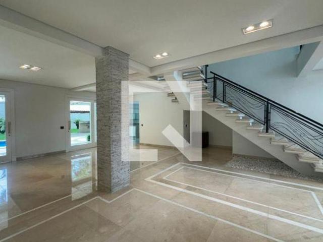 Casa à Venda Alphaville, 4 Quartos, 500 m2