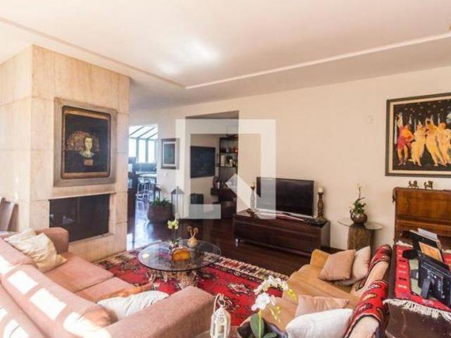Casa à Venda Alphaville, 4 Quartos, 800 m² Santana de Parnaíba