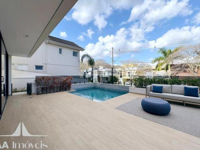 CASA A VENDA ALPHAVILLE 4 SUÍTES PISCINA AQUECIDA PROXIMO PORTARIA