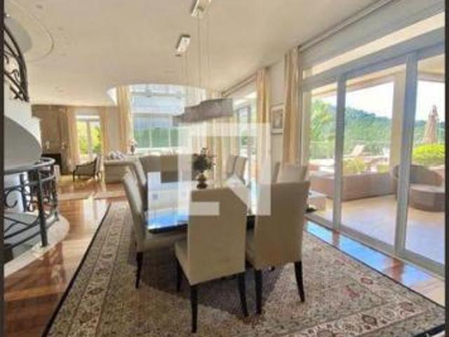 Casa à Venda Alphaville, 5 Quartos, 1000 m2