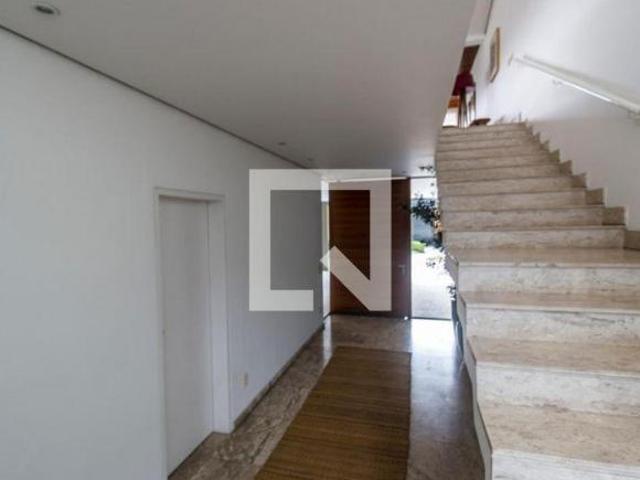 Casa à Venda Alphaville, 5 Quartos, 1100 m² Santana de Parnaíba