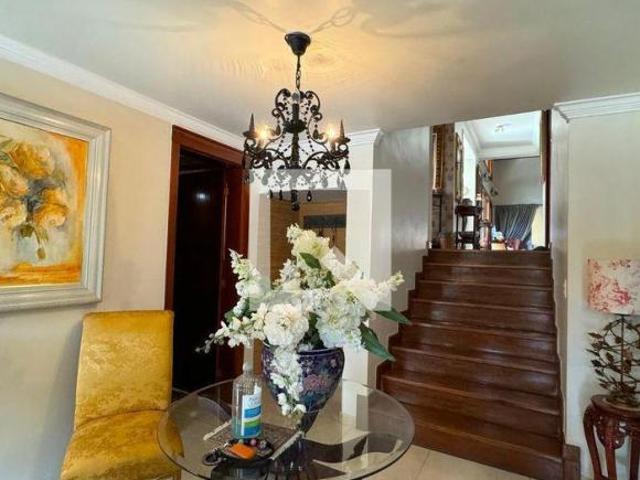 Casa à Venda Alphaville, 5 Quartos, 600 m² Santana de Parnaíba