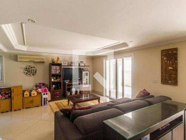 Casa à Venda Alphaville, 6 Quartos, 600 m² Santana de Parnaíba