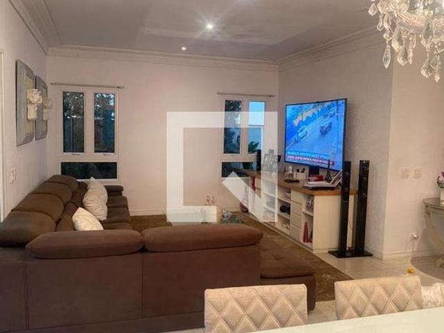 Casa à Venda Alphaville, 1 Quarto, 350 m2