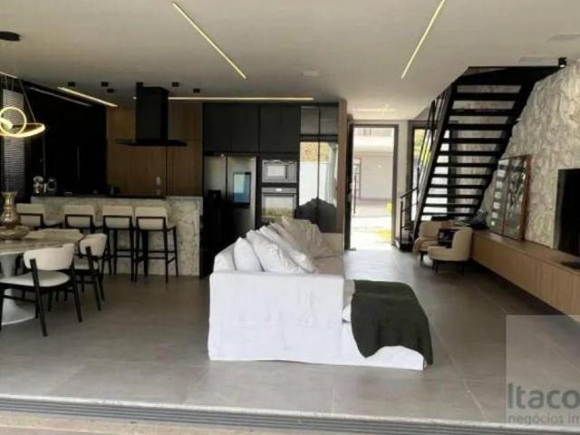 Casa a Venda Alphaville
