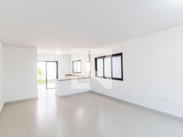 Casa à Venda Alphaville, 3 Quartos, 169 m2