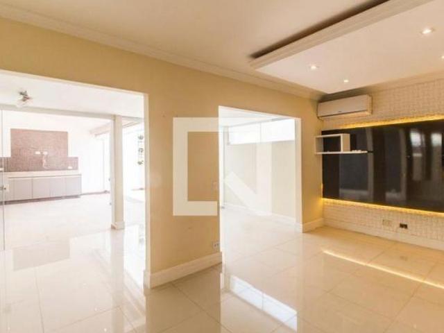 Casa à Venda Alphaville, 3 Quartos, 190 m² Santana de Parnaíba