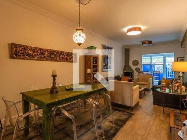 Casa à Venda Alphaville, 3 Quartos, 205 m² Santana de Parnaíba