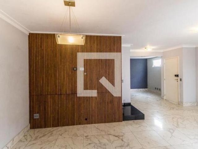 Casa à Venda Alphaville, 3 Quartos, 200 m² Santana de Parnaíba