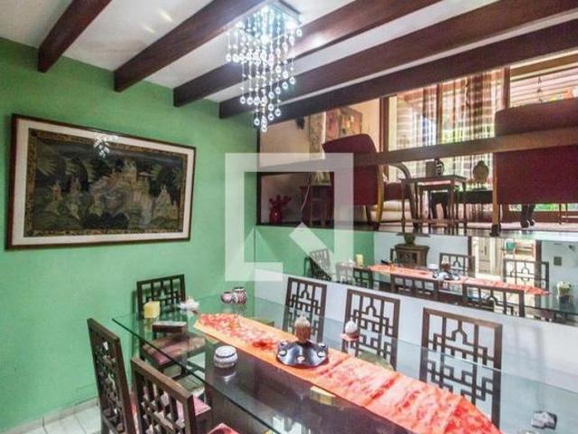 Casa à Venda Alphaville, 3 Quartos, 240 m² Santana de Parnaíba