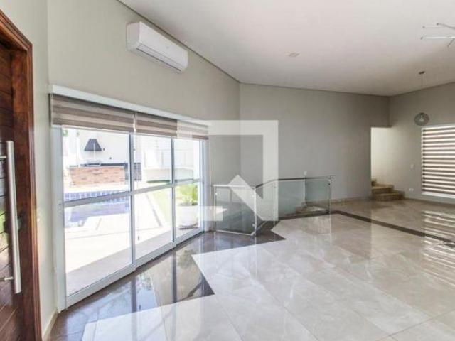 Casa à Venda Alphaville, 3 Quartos, 259 m² Santana de Parnaíba