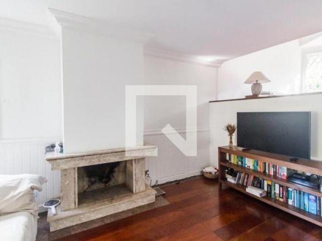 Casa à Venda Alphaville, 3 Quartos, 268 m² Santana de Parnaíba