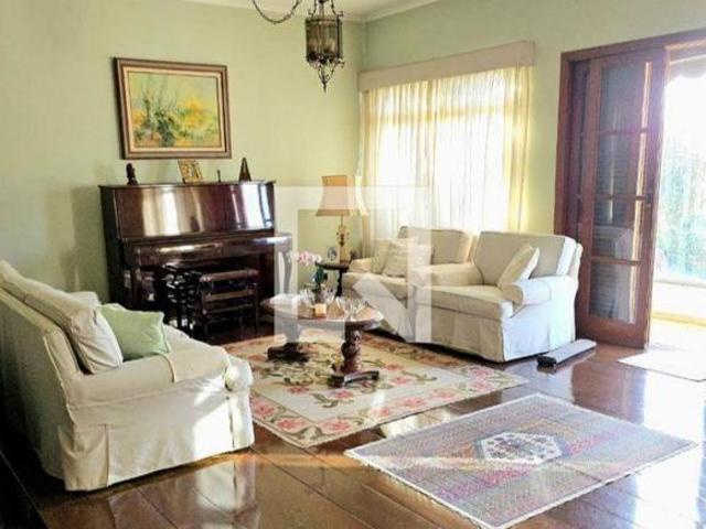 Casa à Venda Alphaville, 3 Quartos, 300 m² Santana de Parnaíba