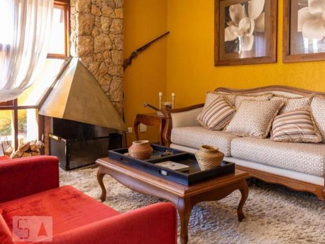 Casa à Venda Alphaville, 3 Quartos, 320 m² Santana de Parnaíba