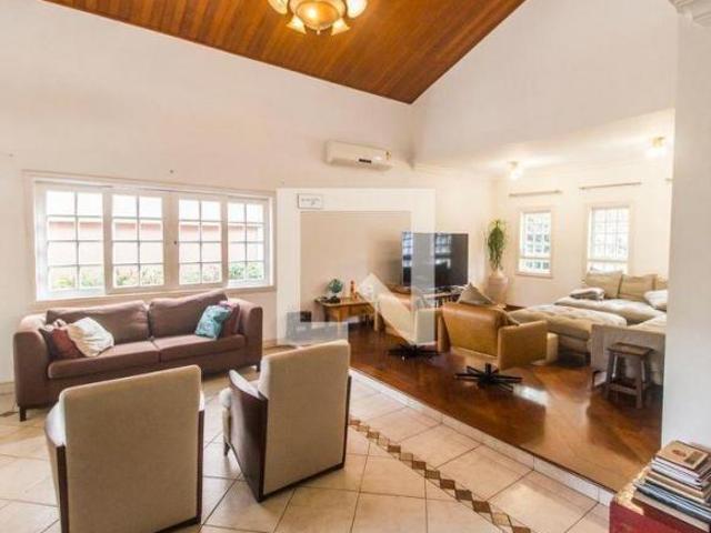 Casa à Venda Alphaville, 3 Quartos, 400 m2