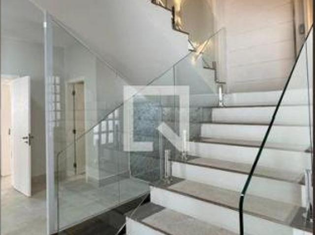 Casa à Venda Alphaville, 3 Quartos, 500 m2