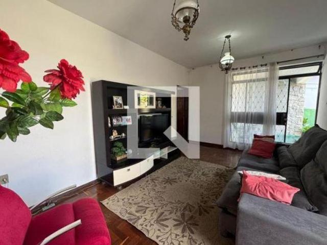 Casa à Venda Aparecida, 3 Quartos, 209 m² Belo Horizonte