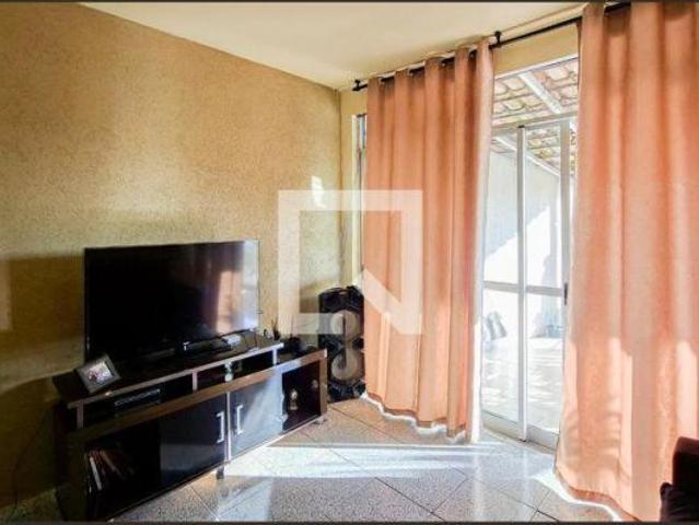 Casa à Venda Aparecida, 3 Quartos, 360 m² Belo Horizonte