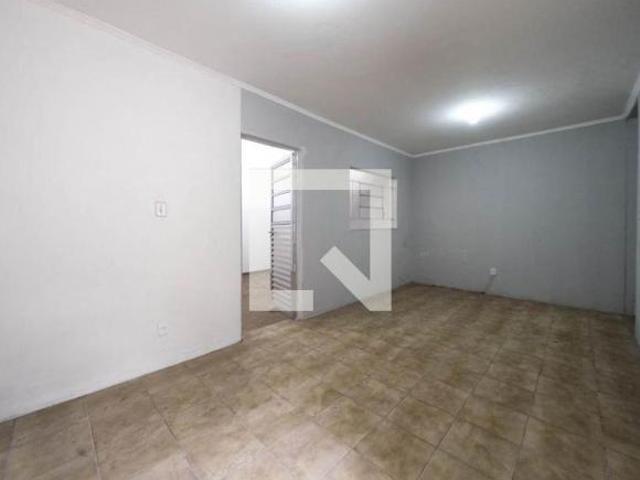 Casa à Venda Artur Alvim, 1 Quarto, 135 m2