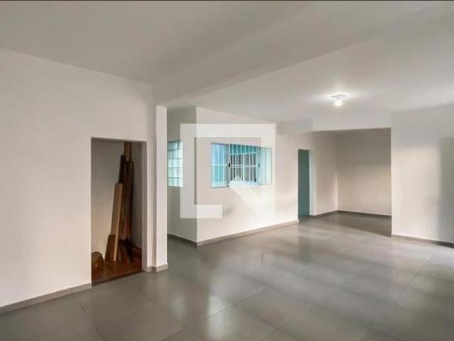 Casa à Venda Artur Alvim, 3 Quartos, 400 m² São Paulo