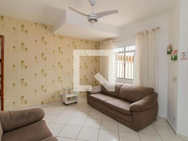 Casa à Venda Artur Alvim, 2 Quartos, 150 m2