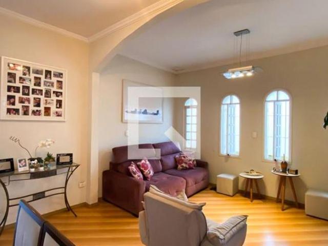 Casa à Venda Artur Alvim, 2 Quartos, 250 m2