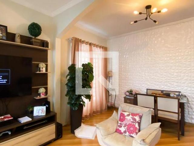 Casa à Venda Artur Alvim, 2 Quartos, 250 m2