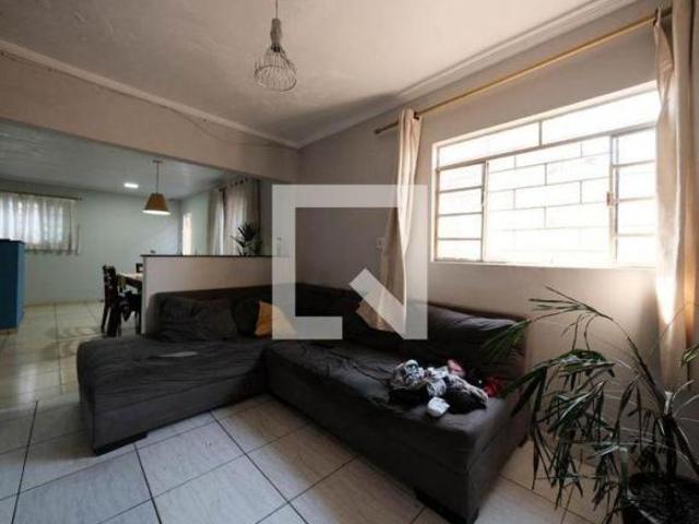 Casa à Venda Artur Alvim, 2 Quartos, 300 m² São Paulo