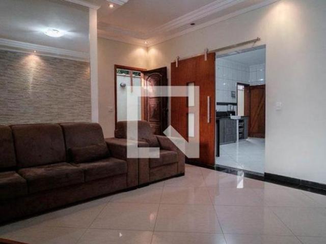 Casa à Venda Artur Alvim, 4 Quartos, 270 m² São Paulo