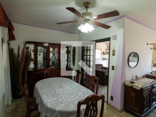 Casa à Venda Artur Alvim, 4 Quartos, 300 m² São Paulo