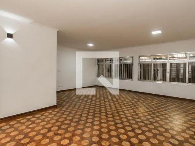 Casa à Venda Artur Alvim, 4 Quartos, 330 m² São Paulo