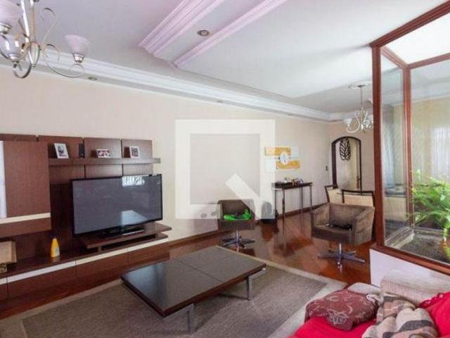 Casa à Venda Artur Alvim, 5 Quartos, 250 m² São Paulo